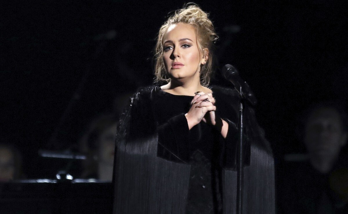 Emotiva despedida de Adele en su última presentación en Las Vegas - Chapin Radios
